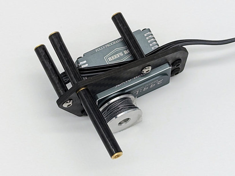 GCRC Caiman OG UK2/3 between the rails Servo WINCH MOUNT – Caiman_lcg